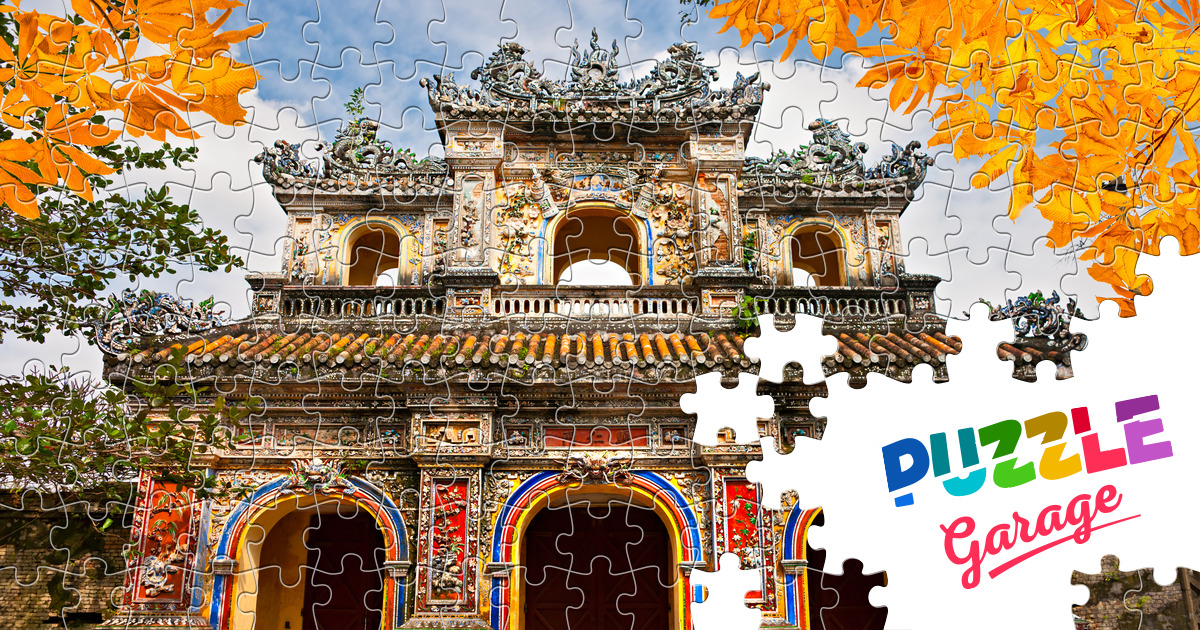 Entrance to the Citadel Jigsaw Puzzle (Countries, Vietnam) | Puzzle Garage