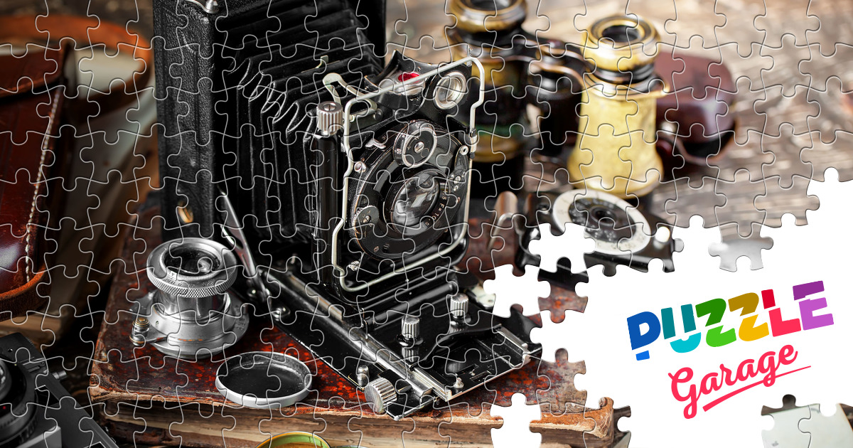 Vintage folding camera Jigsaw Puzzle (History, Antique) | Puzzle Garage