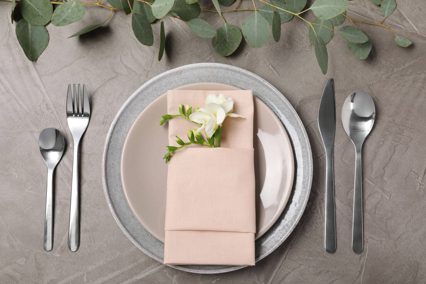 Festive table setting Jigsaw Puzzle (Holidays, Wedding) | Puzzle Garage